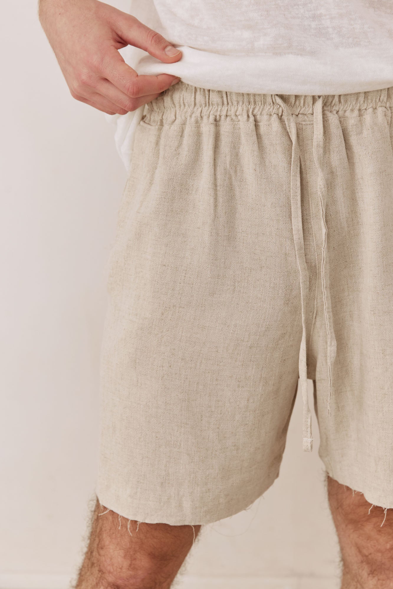 שורטס פשתן גוני סיומת פרומה | בז' – Miss Nori